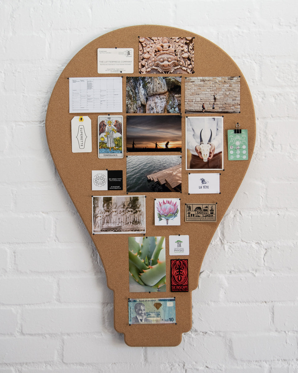 Light Bulb Pinboard – Get Cork